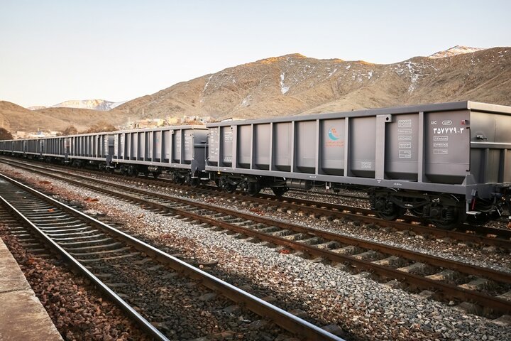 The first train from Iran goes to China - Iran Energy Press